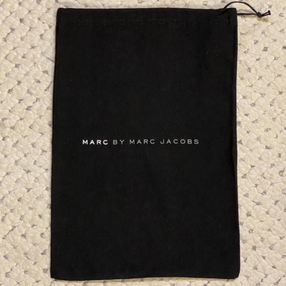 Marc By Marc Jacobs | Bags | Marc Jacobs Cross Body Purse Dust Bag ...